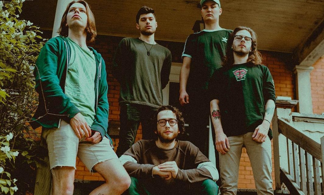 Belmont firma con Pure Noise Records y estrenan nuevo sencillo | Punkeando!